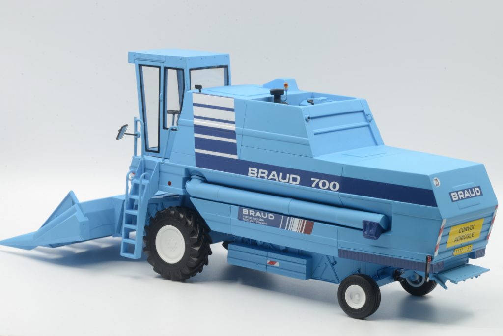 2020 BRAUD 700 coupe maïs disponible en commande - Agri Coll Association